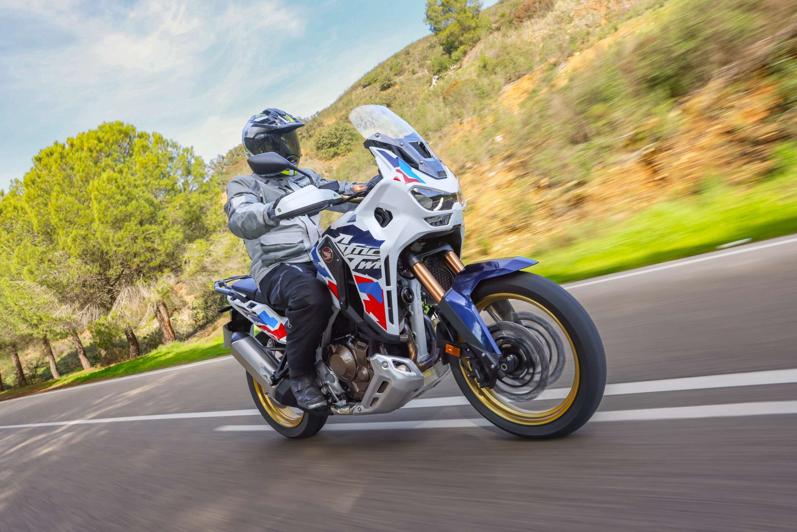 Erster Test Honda Africa Twin Adventure Sports 2024 Tiefer gelegt, mit ...