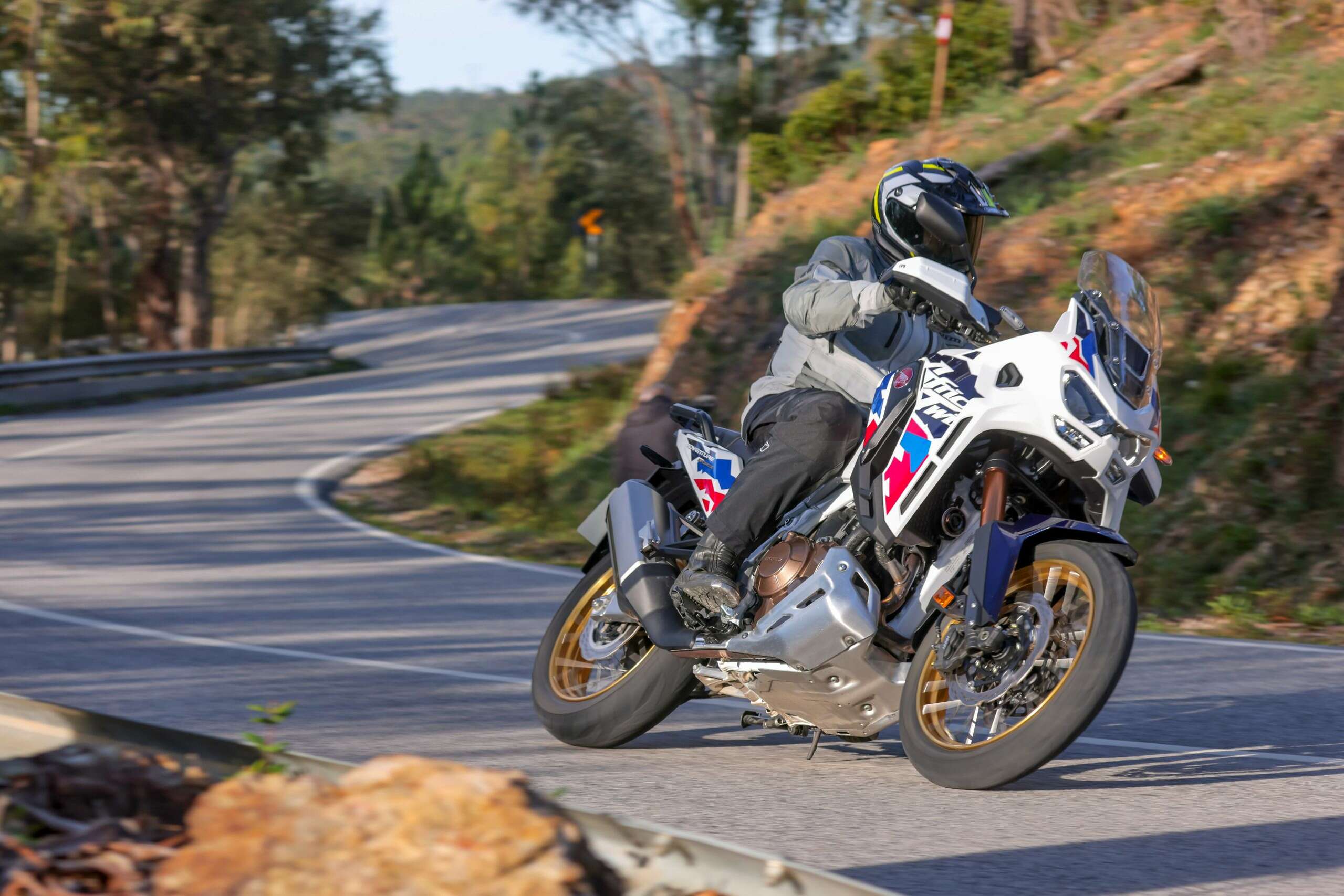 Erster Test Honda Africa Twin Adventure Sports 2024 Tiefer gelegt, mit ...